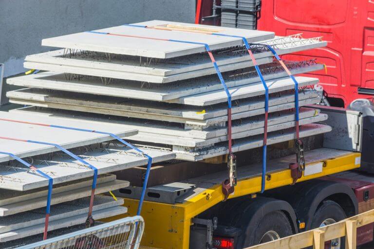 How to couple and uncouple a trailer on class 1 HGV vehicle